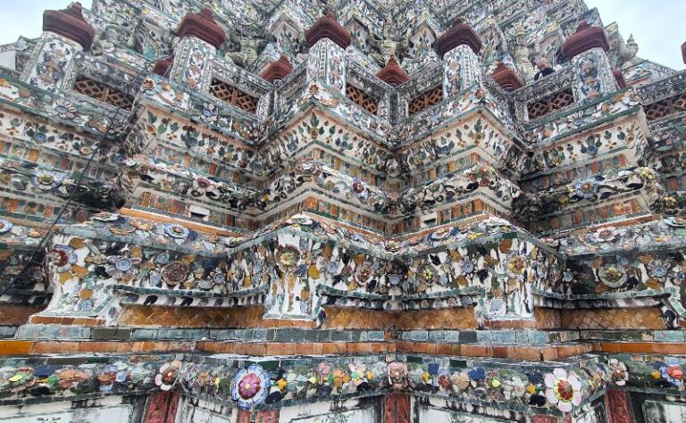 A self-guided Bangkok Temple Tour: A Guide to the City's Best Temples