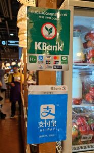 Cash or Card in Thailand? Your Complete Guide to Spending Baht