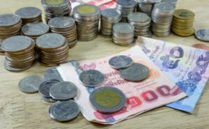 Cash or Card in Thailand? Your Complete Guide to Spending Baht